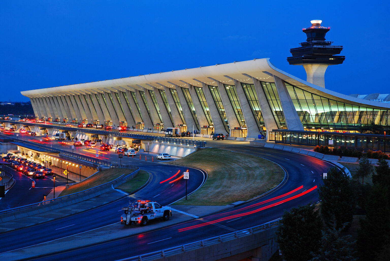 Victory! DC Airport Service Workers Gain Right to Paid Sick Time - A ...